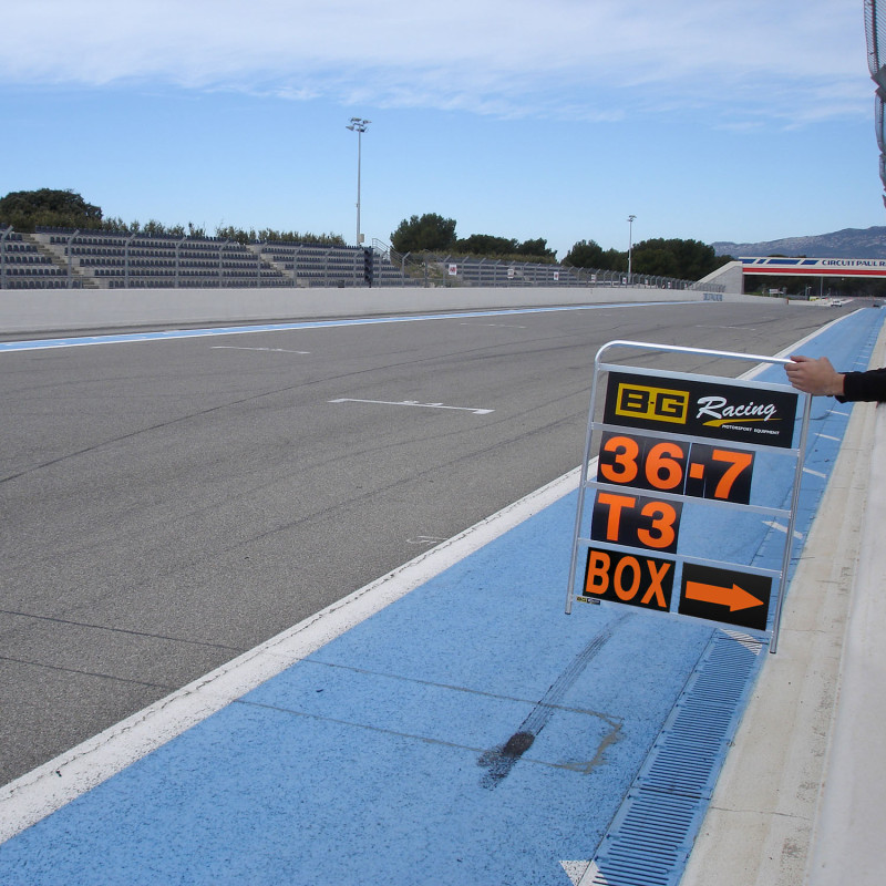 B-G Racing - Standard Pit Board - BOX Symbol